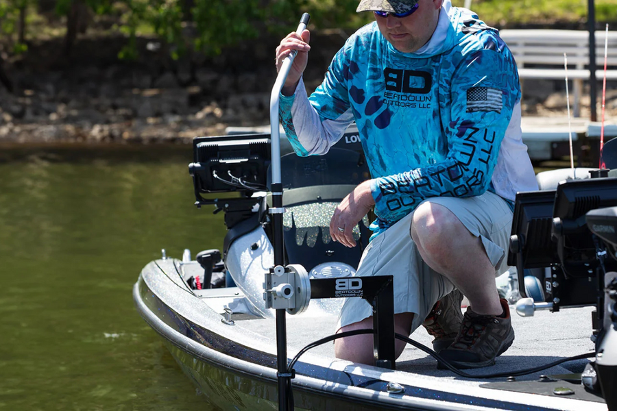 The Ultimate Guide to Choosing the Best Livescope Pole Mount / Beatdown ...